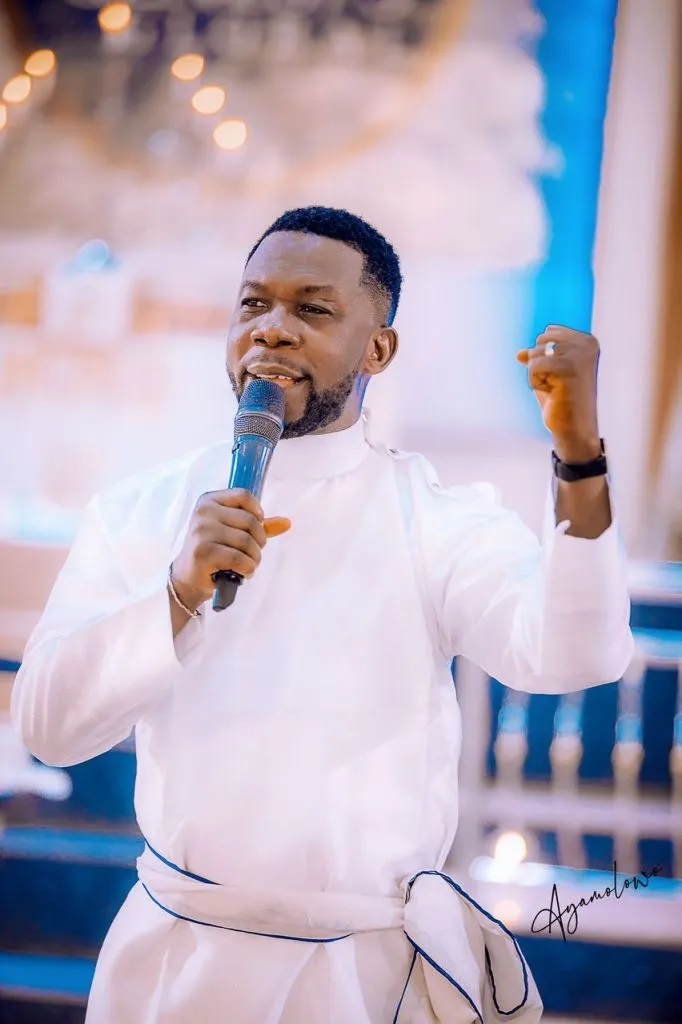 Prophet Isreal Oladele Ogundipe Scolds Esther Ajayi For Act Of Betrayal ...